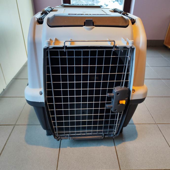 Potovalni boks za velike pse