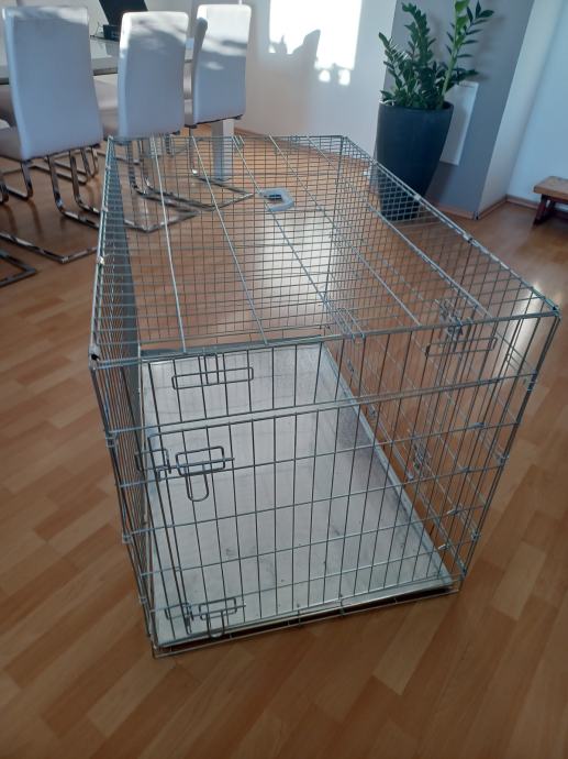 Prodam nov boks za psa