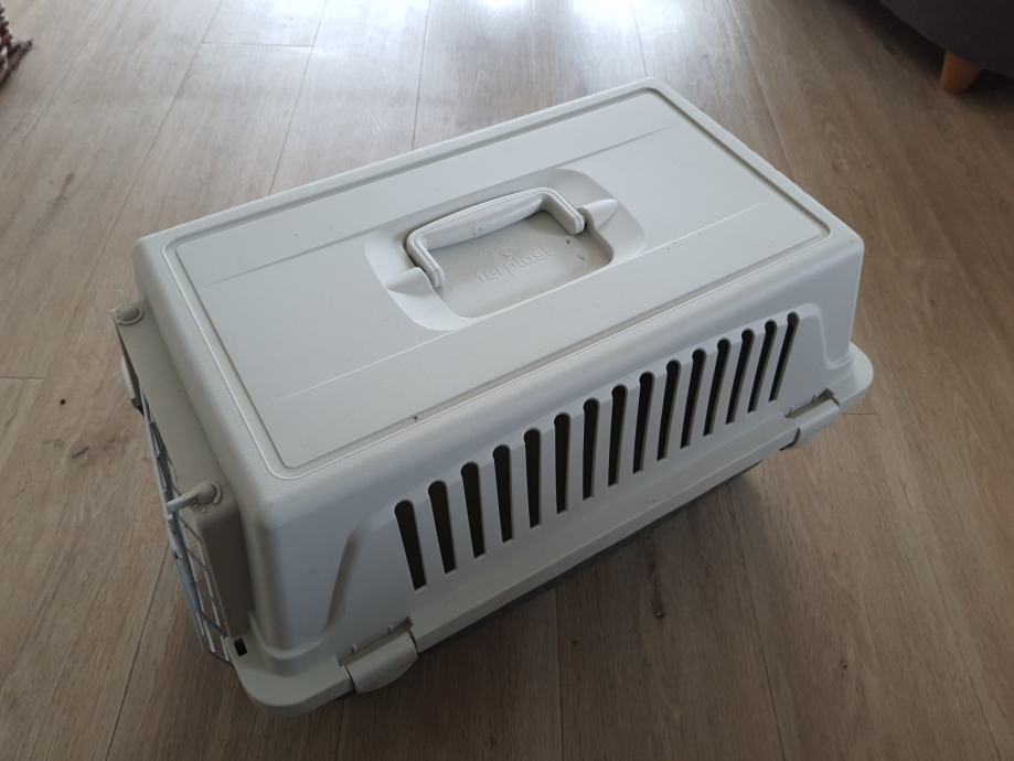 Transportni box za pse