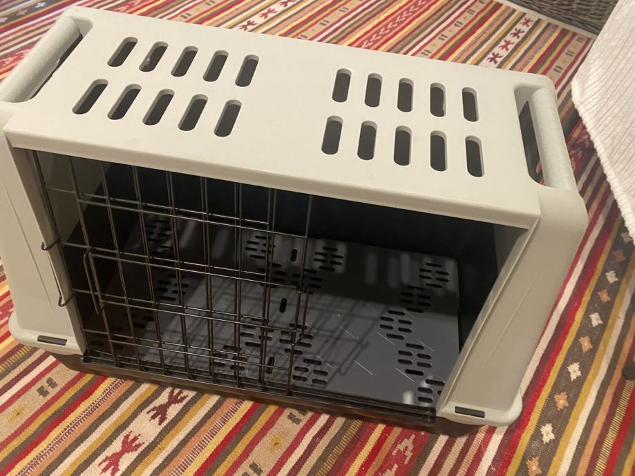 Transportni box