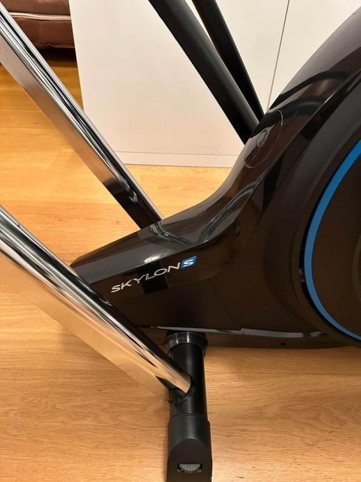 Profesionalni Kettler Orbitrek Skyline stepper (zložljiv, s kolesi)