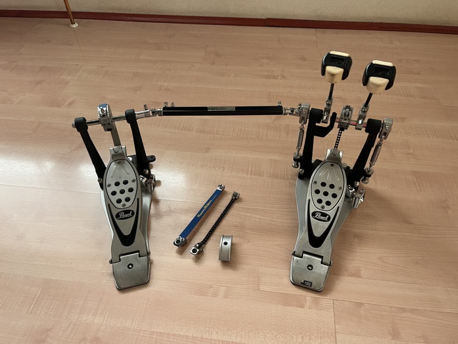 Pearl P-1002 Dvojni Bas Pedal