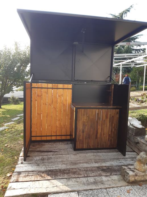 Outdoor žar box letna kuhinja