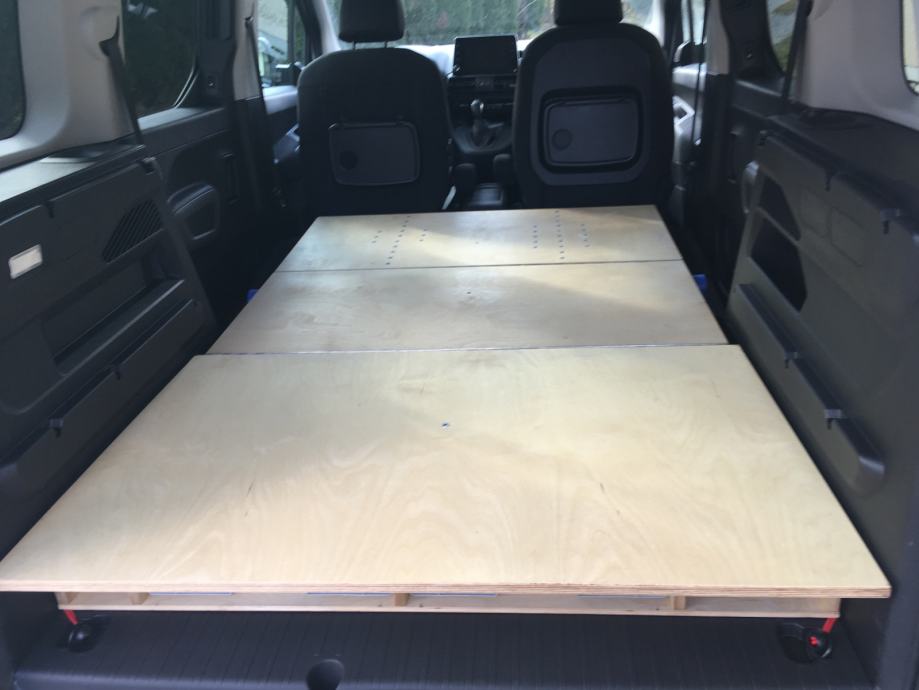 Postelja - camping box CITROEN BERLINGO,PEUGEOT RIFTER, OPEL COMBO