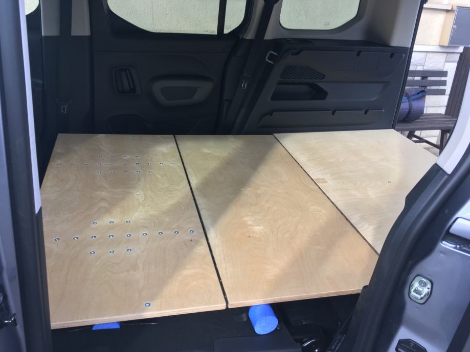 Postelja - camping box CITROEN BERLINGO,PEUGEOT RIFTER, OPEL COMBO
