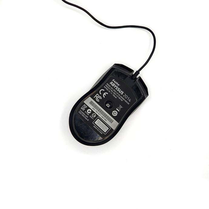 GAMING MIŠKA / RAZER ABYSSUS V2 / 5000 DPI / 3 BARVNA