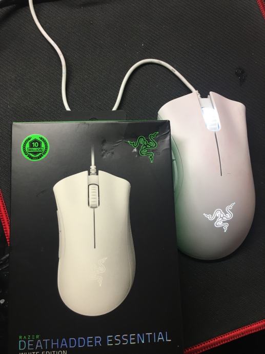 RAZER DEATHADDER ESSENTIAL
