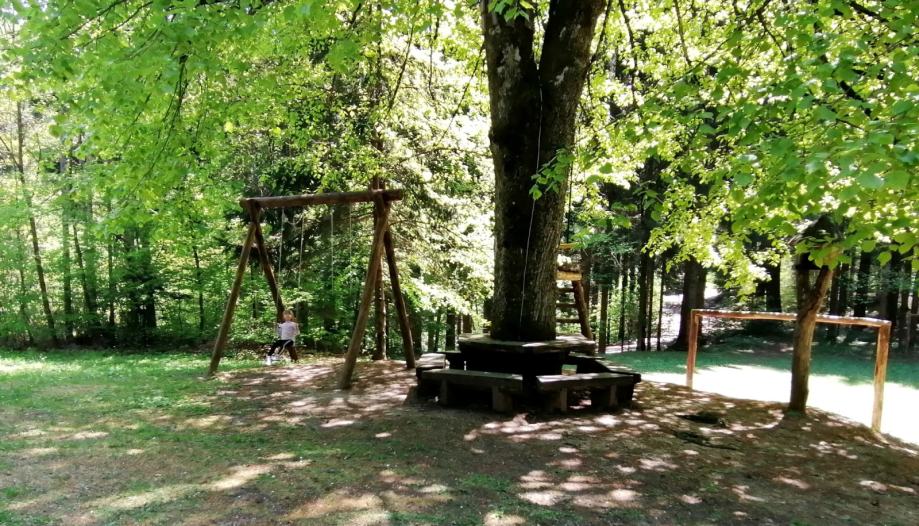 Piknik prostor, koča na samem, TOP lokacija, Oaza Preske