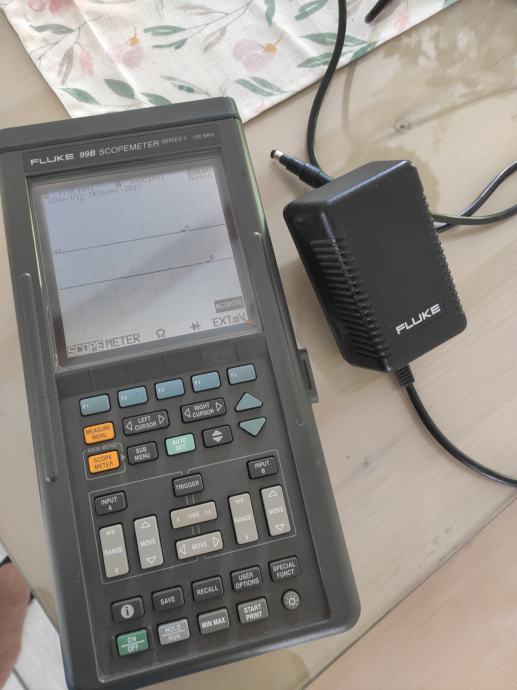 Fluke 99B osciloskop 100MHz dvokanalni