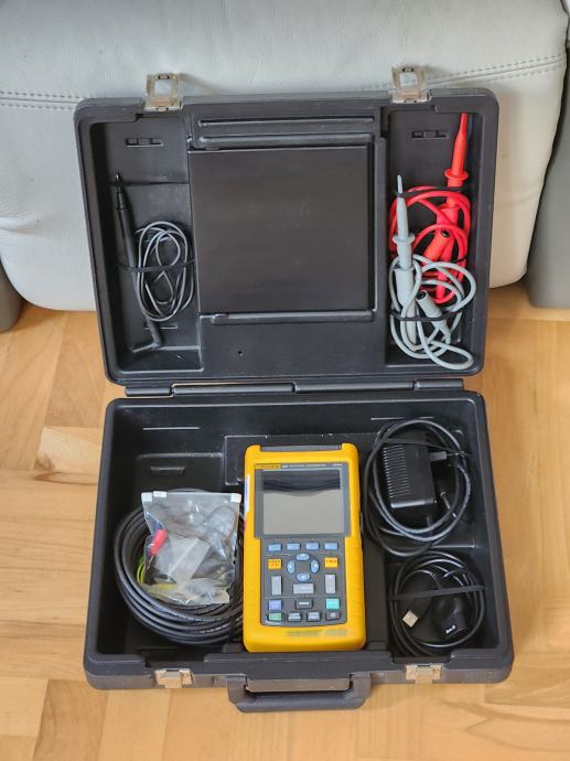 Osciloskop FLUKE 123S - KOMPLET KOVČEK