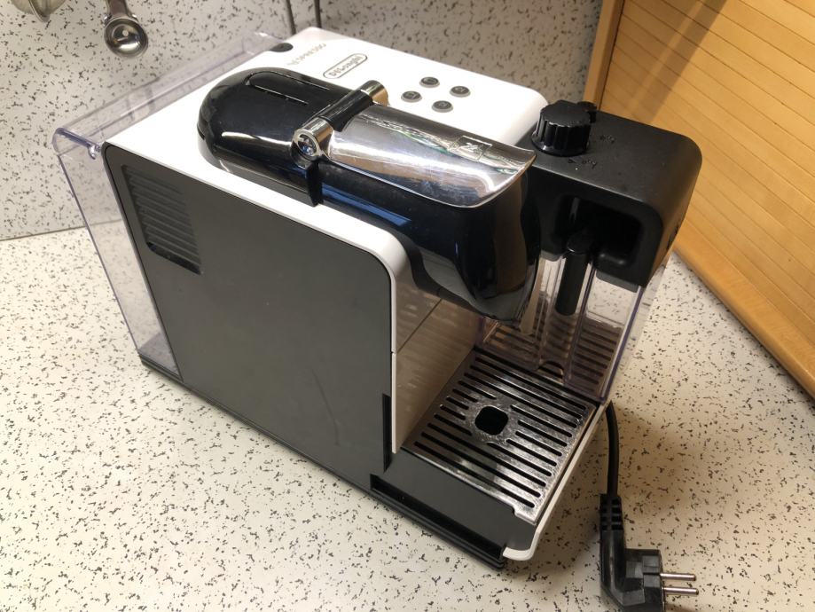 Delonghi Nespresso Lattissima Plus EN520 PW
