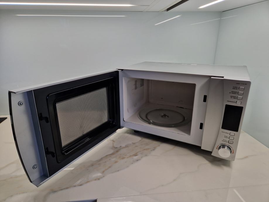 Mikrovalovna pečica CandyCMW1772 DS