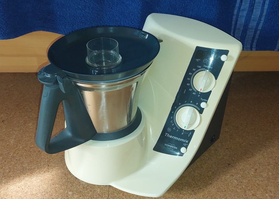 Multifunkcijski mešalnik Parnad Vorwerk Thermomix TM21
