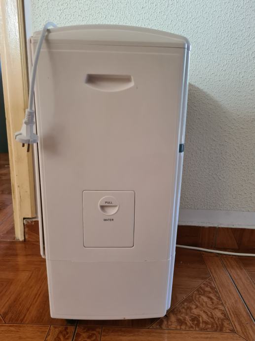 Prenosna klima na led in vodo