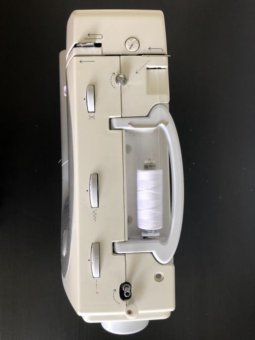 Šivalni stroj Bernette E80e