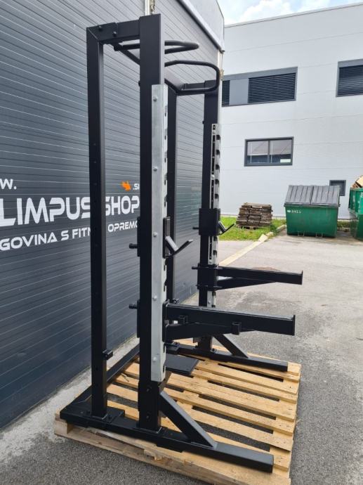 Technogym Pure Strength polkletka Olympic Half Rack