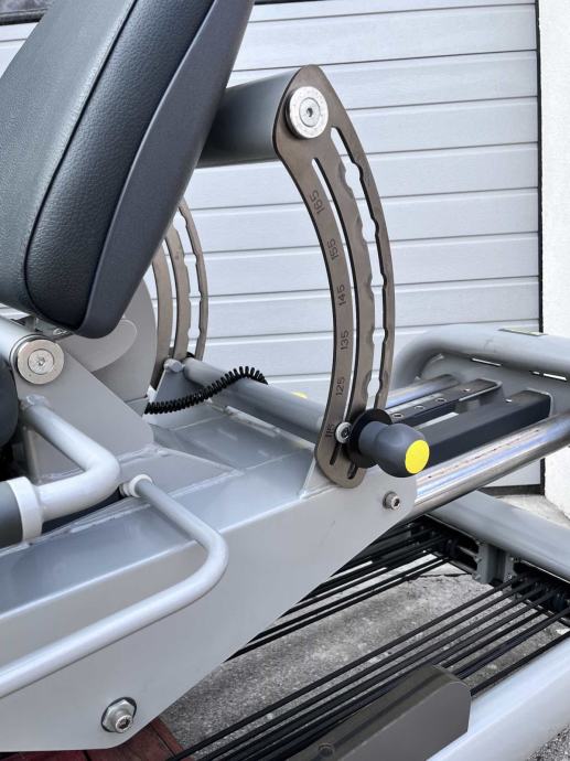 Technogym Selection naprava za potisk z nogami LEG PRESS MEDICAL