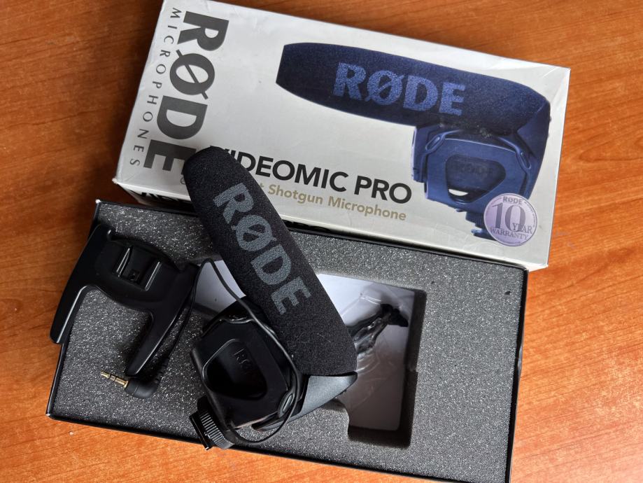 Rode Videomic pro (shotgun mikrofon)