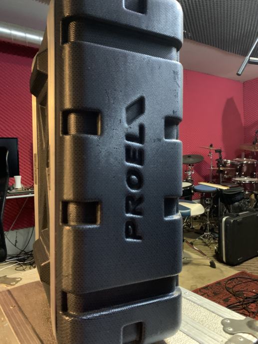 Prodam Proel rack enoto