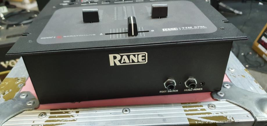 Rane TTM57 Professional DJ Mixer Serato