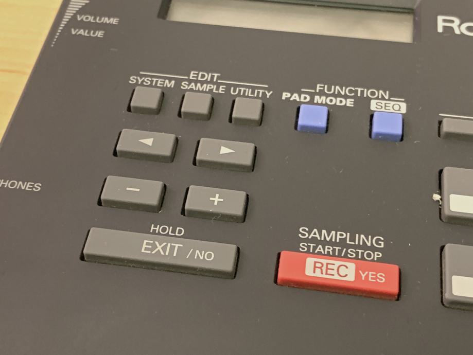 Roland MS-1 Vintage Digital Sampler