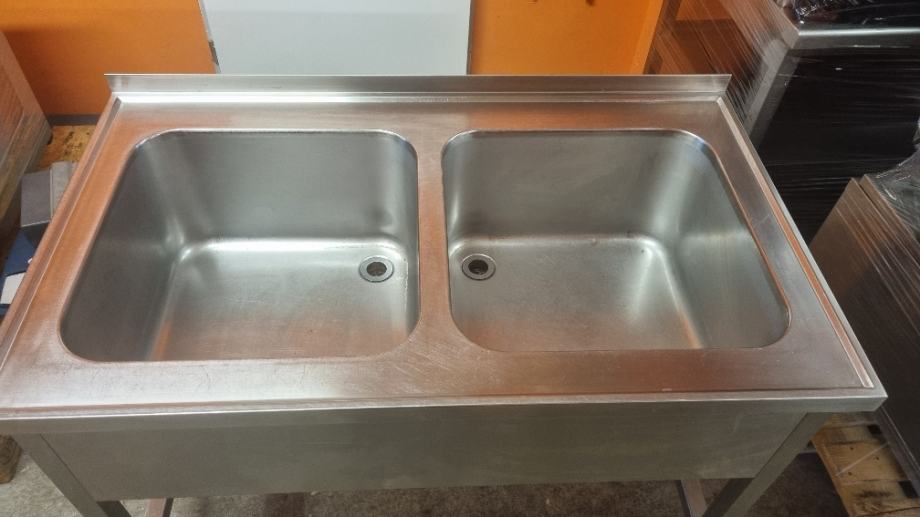 Dvojno pomivalno Inox korito 120 cm