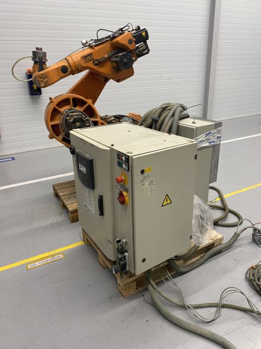 Robotska celica, industrijski Robot Kuka