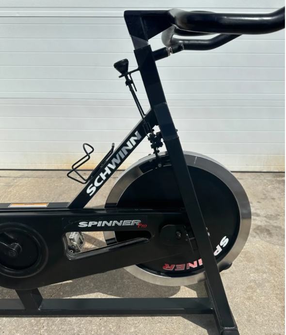 Profesionalni Schwinn Johnny G Pro spinner, sobno kolo