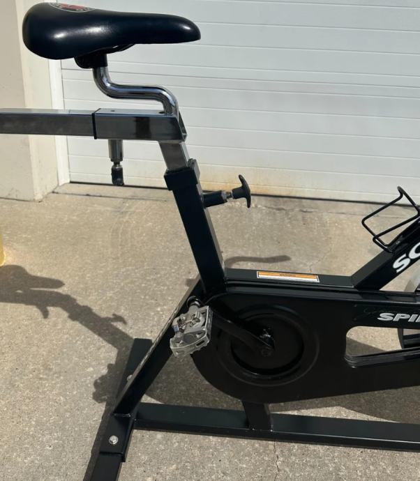 Profesionalni Schwinn Johnny G Pro spinner, sobno kolo