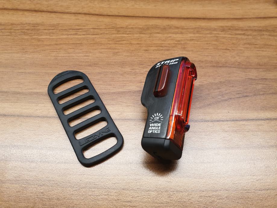 Kolesarska zadnja Luč LEZYNE Strip Drive 150 270