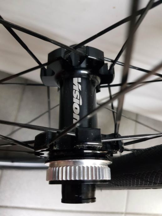 Karbonski obroči Vision 40 SC Disc Carbon TLR CL model 2022