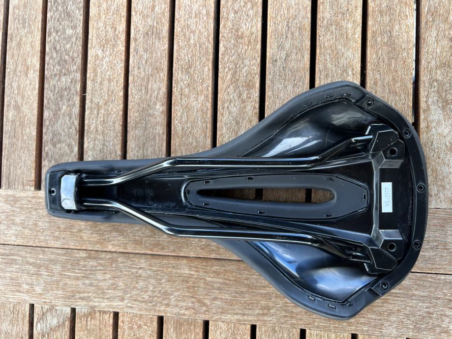 Sedež Specialized PHENOM COMP