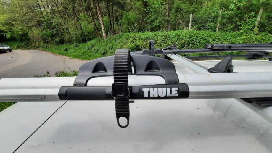 Strešni nosilec za kolo Thule Outride 561