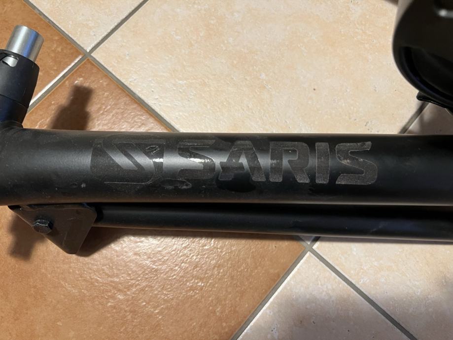 Trenažer za kolo Saris MAG+ z ročko za nastavljanje+ SARIS podstavek