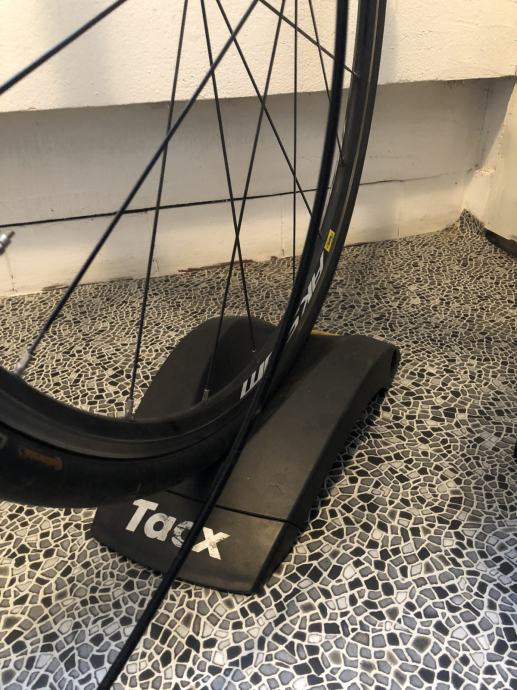Trenazer Tacx Blue Motion Tour de France T2325 Turbo Trainer