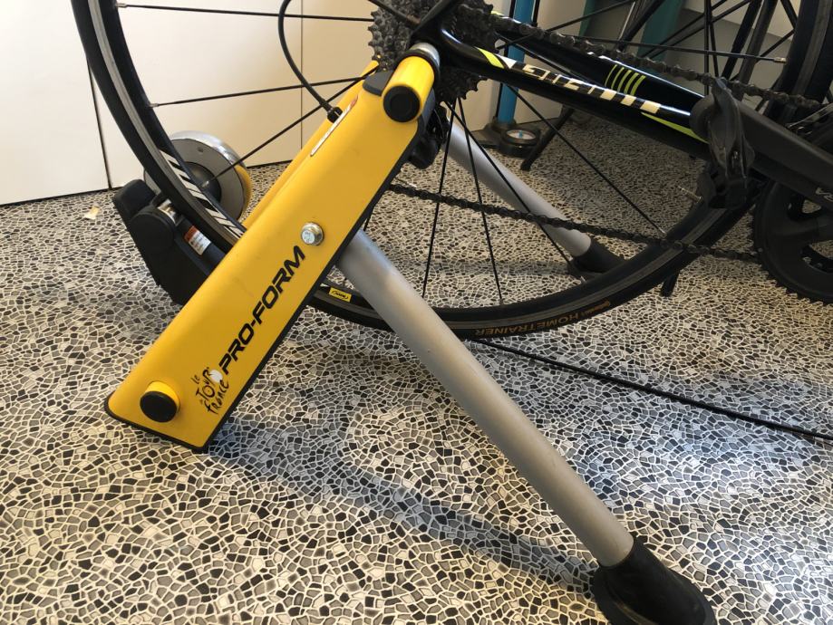 Trenazer Tacx Blue Motion Tour de France T2325 Turbo Trainer