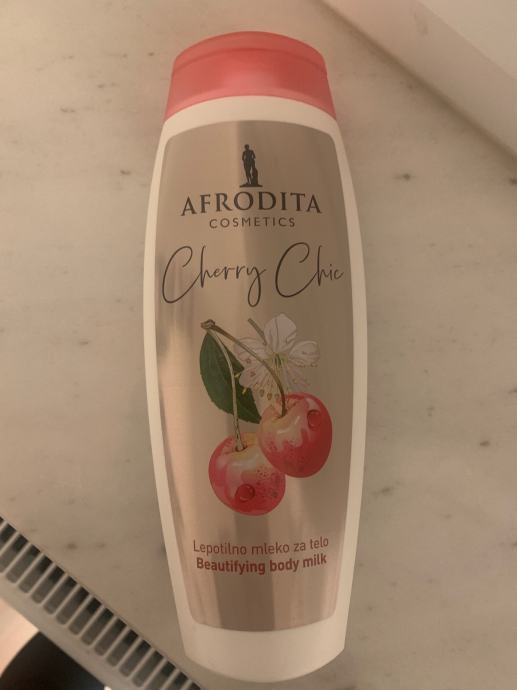 Afrodita Cherry Chic Lepotilno mleko za telo