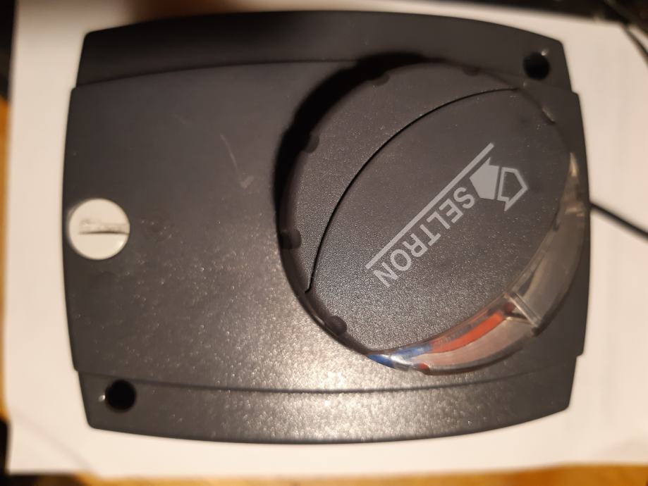 Motorni pogon Seltron Promix AVC05 s štiripotnim mešalnim ventilom 1