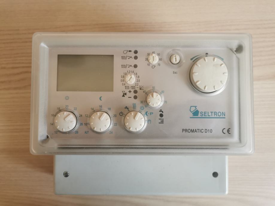 Regulator ogrevanja Seltron Promatic D10, motorni pogon AVC05, MP15
