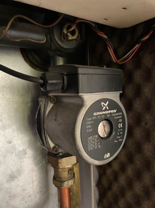 Vodna pumpa- 2x