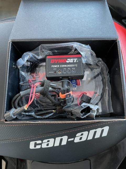 Dynojet PCFC fuel controller Can-Am Renegade / Outlander