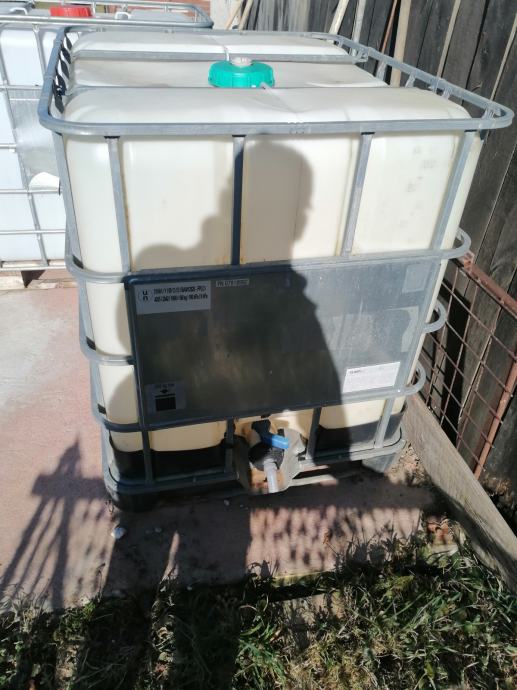PVC zbiralnik deževnice 1000l