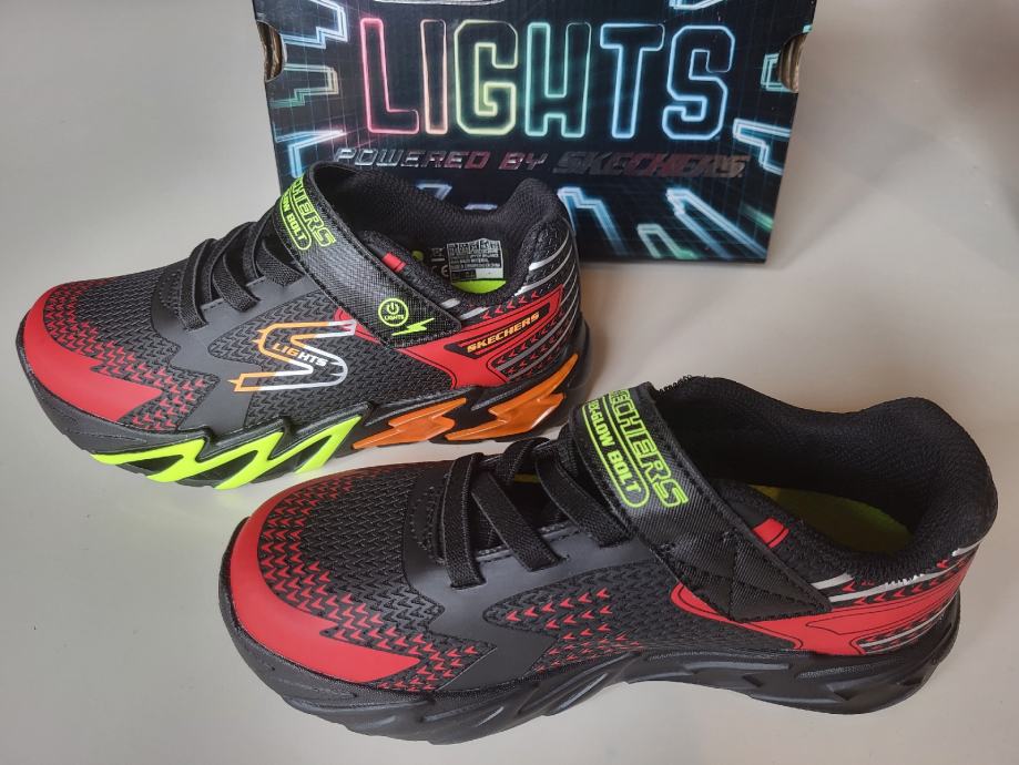 SKECHERS OTROŠKI ČEVLJI FLEX GLOW BOLT 31 / NOVI (z računom)