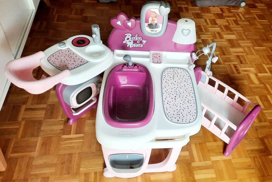 SMOBY trokrilna hiška za dojenčka Baby nurse
