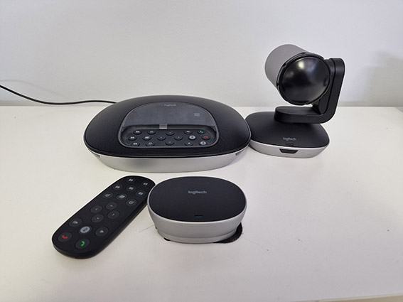 Konferenčni center Logitech Group Video Conferencing