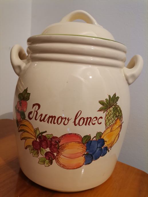 Rumov lonec slovenski