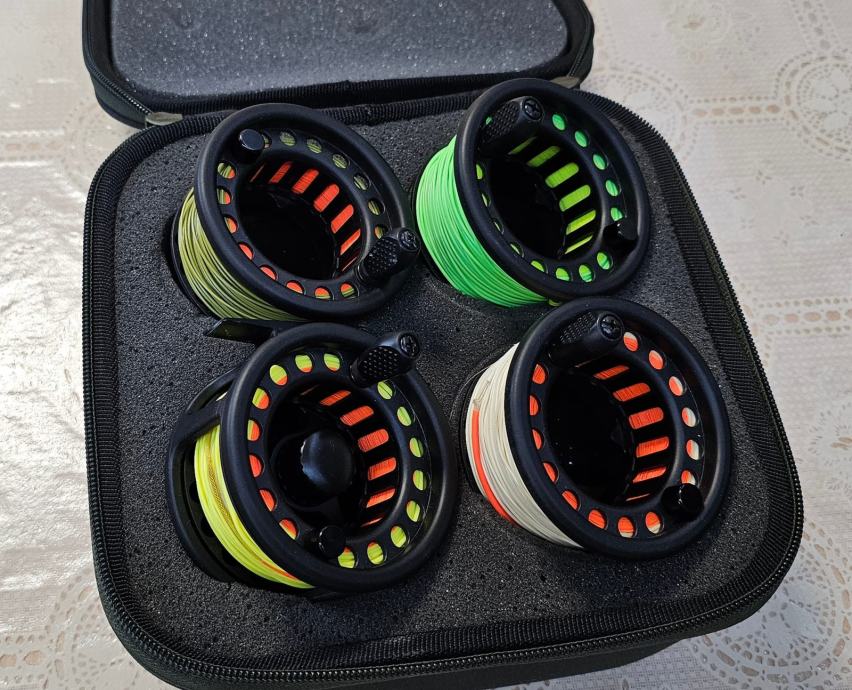 Muharska rola LOOP EVOTEC CLW 2 SIX, s tuljavo, novo 1x uporabljeno