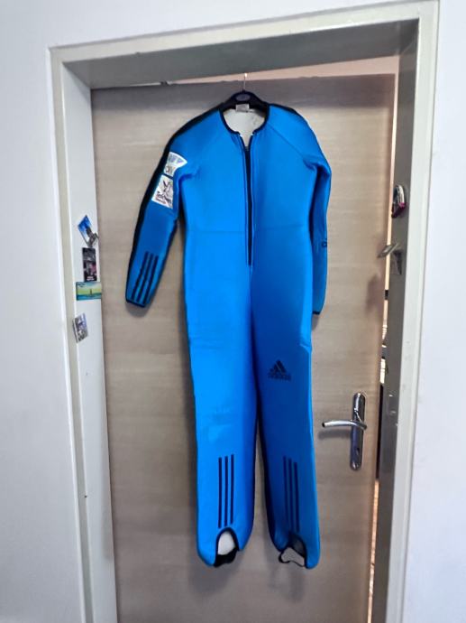 Dres za smucarske skoke 155cm