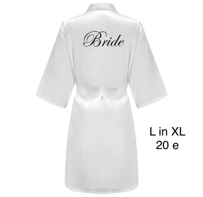 Bela halja bride za nevesto