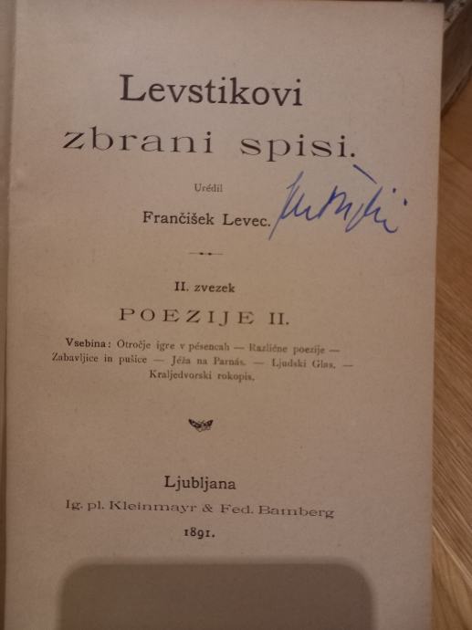 Prodam knjigo